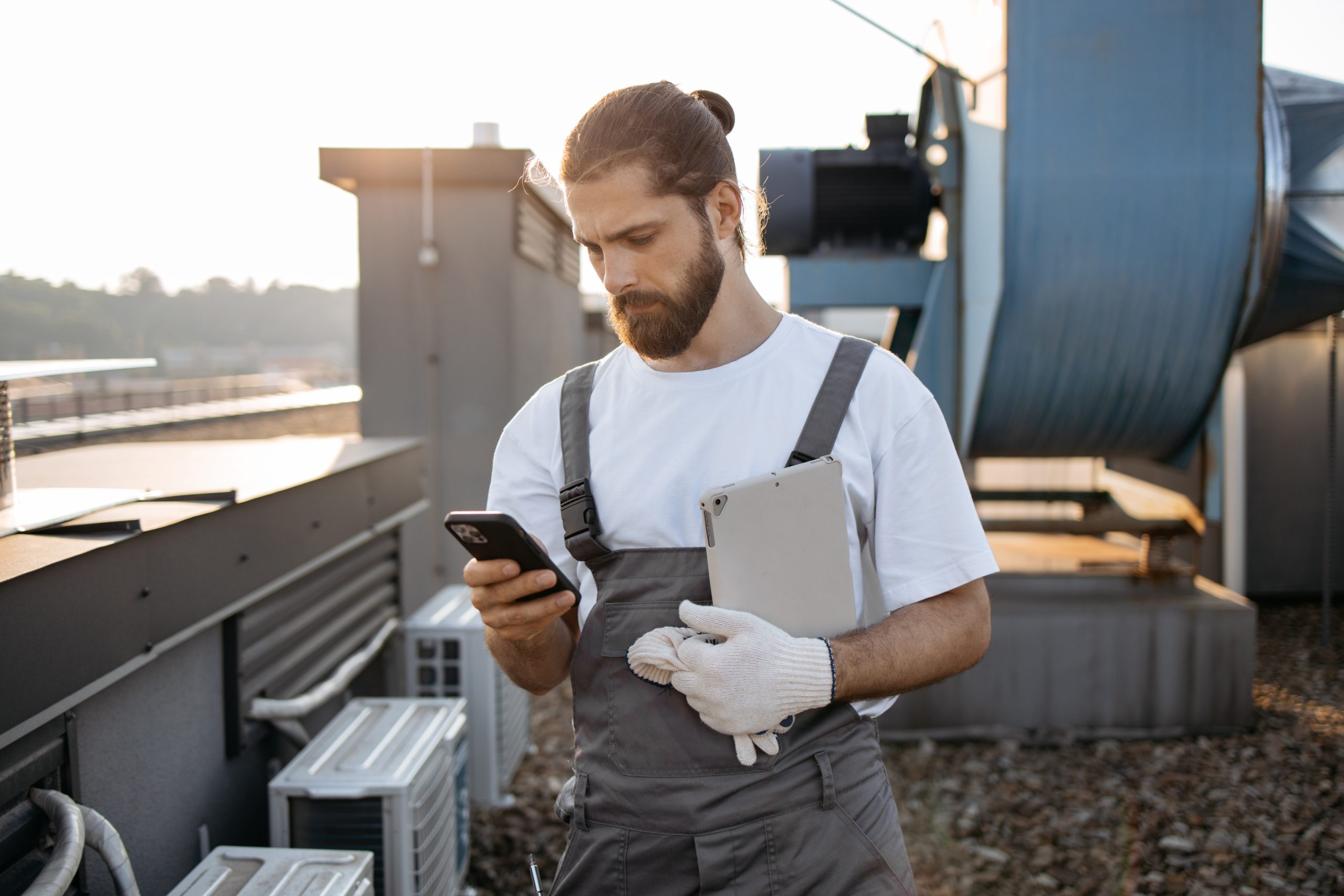 What Do Field Technicians Want from Technology? - Future of Field Service